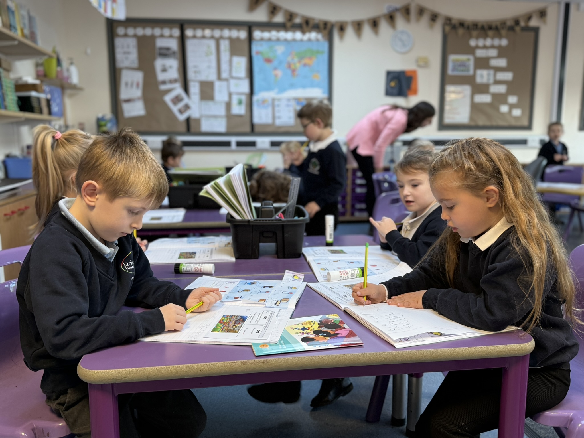 Headteacher’s Welcome | Robert Kett Primary School